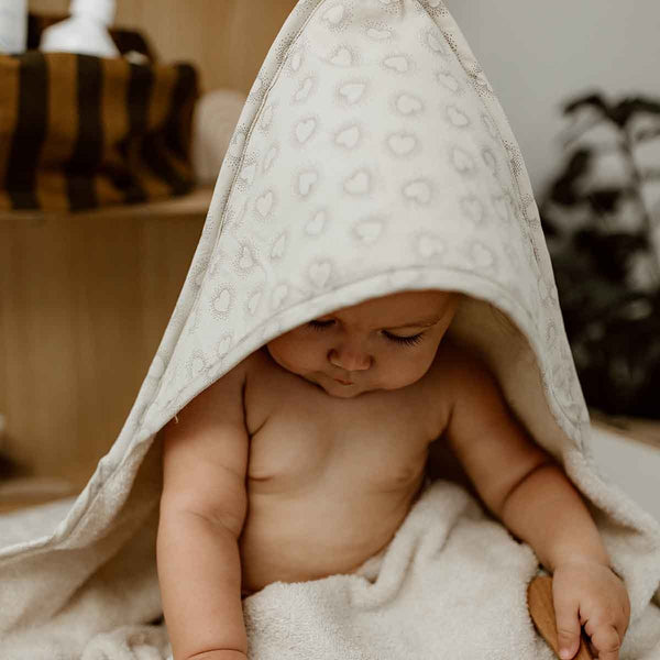 Colette Bath Cape Cat Cumin Rose in April